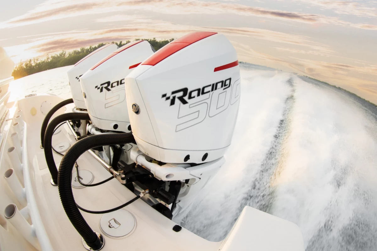 Mercury R 500 V8, Cold Fusion, Hvit